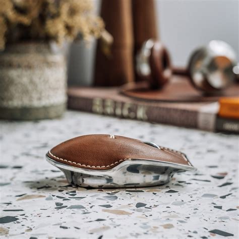 Lunar Artefacts Creates Hand Crafted Computer Mouse