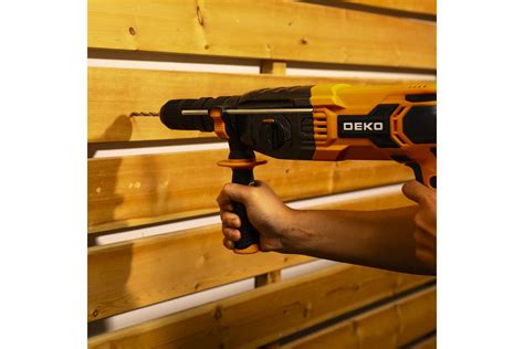 Перфоратор DEKO DKH1250W в кейсе, с дополнительным патроном, 1250 Вт ...