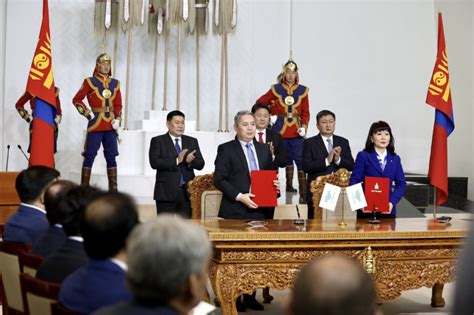 Аж ахуйн нэгжүүд 600 сая мод тарьж ургуулахаа илэрхийлж батламжиллаа Record Mn