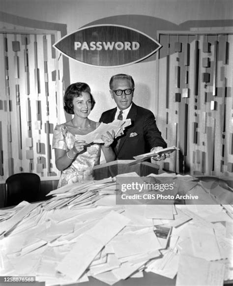 Password Game Show Photos And Premium High Res Pictures Getty Images
