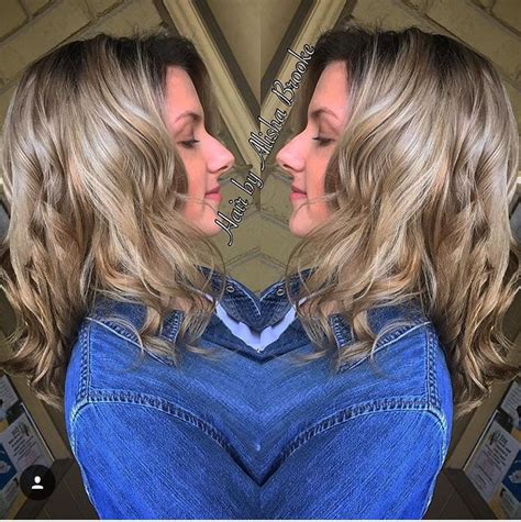 Blonde With Shadow Root Hair Styles Hair Beauty Shadow Root