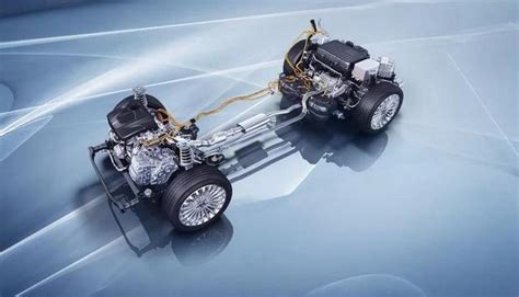 混合动力的电动机放在什么位置最好引擎和变速箱之间的P2方案最佳 搜狐汽车 搜狐网 混合动力的电动机放在什么位置最好引擎和变速箱之间的P2方案最佳 搜狐汽车 搜狐网