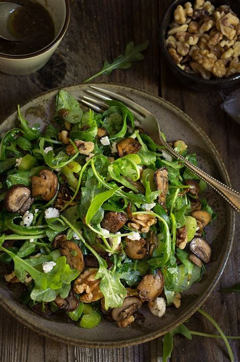 მინდორი • Mindoori