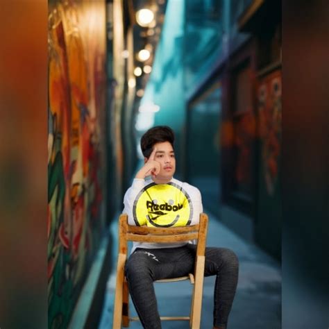 Model Robi Gill Youtube