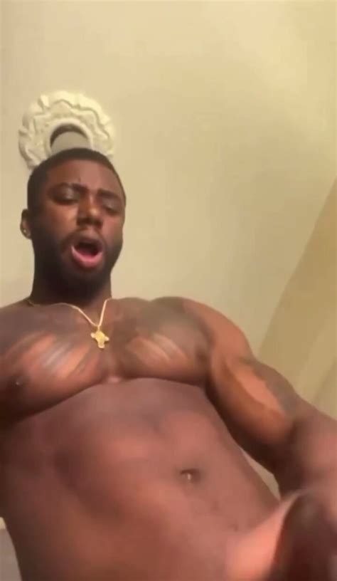 Sexy Uncut Muscular Bro Busses Two Nuts