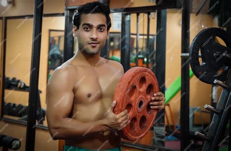 Shoulder Weight Exercises Men