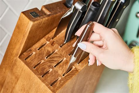 Your Knife Block Is Full Of MoldHeres How To Clean It Apartment Therapy