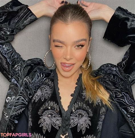 Hailee Steinfeld Nude Onlyfans Leaked Photo Topfapgirls
