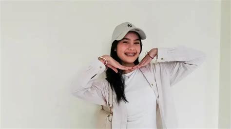 Kacamata Jadi Aksesoris Wajib Influencer Shaquila Syifa Viandra Selalu Cari Yang Unik Dan
