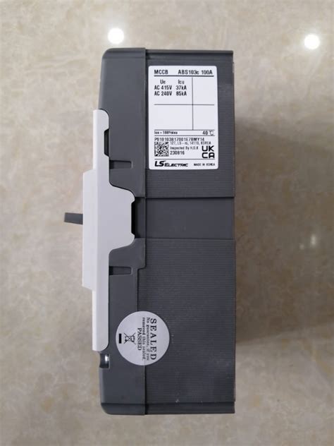 Aptomat Khối Mccb Ls Abs103c Fmu 3p 100a 37ka Thái Dương Electric