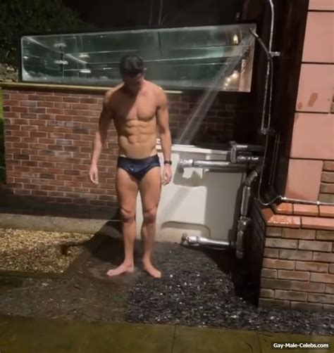 Cristiano Ronaldo Shirtless And Bulge Shower Video MENPICTURE COM