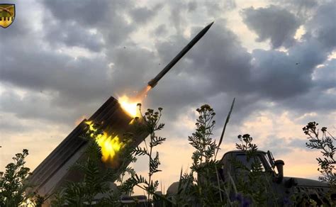 Українські воїни відбили атаки ворога на Бахмутському напрямку Вечірній Київ