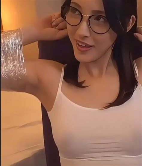 Who S She And What Code Is This Pic From 2 Replies 1585217 ›