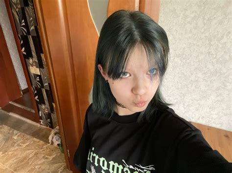 окрашивание волос в 2025 г Волосы Окрашивание волос Окрашенные короткие волосы