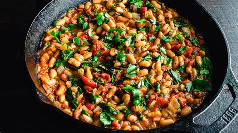 فاصوليا كانيليني البيضاء بالثوم البوابة