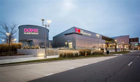 Peoria Riverfront Museum Go Wandering