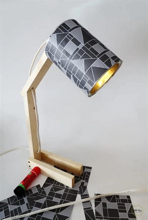 How To Make A DIY Desk Lamp With A Can How To Make A DIY Desk Lamp With A Can