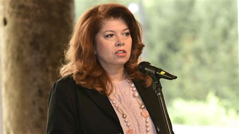 Вицепрезидентът Илияна Йотова ще открие Национална дискусия „Демографията няма цена“ Политика