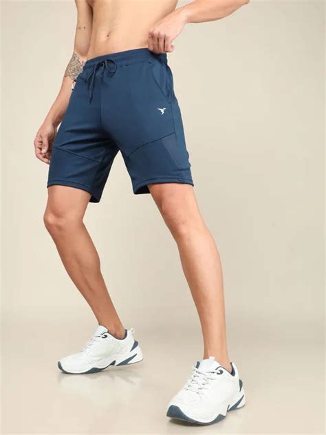 men slim fit shorts with techno dry