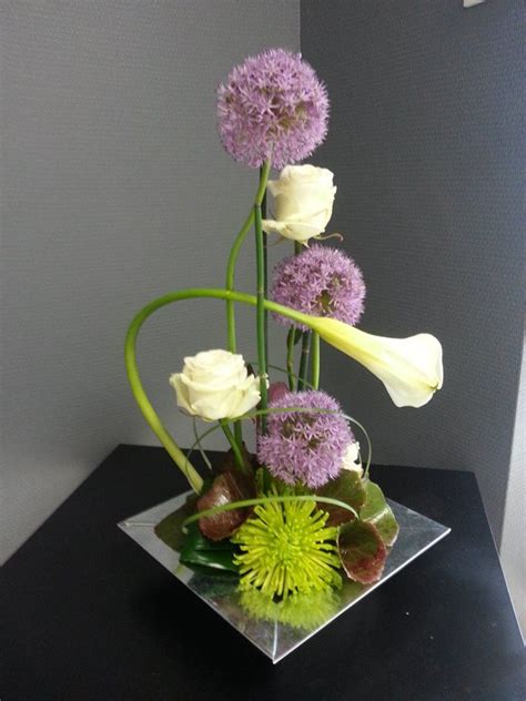 Épinglé Par Lise S Sur Compositions Florales Bouquets De Fleurs Fabrication De Fleurs En