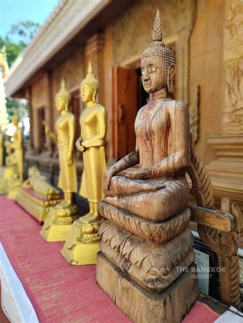 ศุกร์ สุข ละวัด สักการะ พระเจ้าใหญ่อินทร์แปง พระคู่เมืองอุบล ที่ วัดมหาวนาราม The