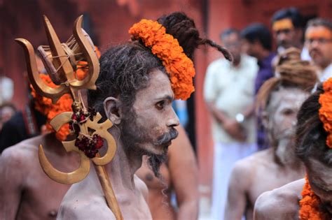 PORTFOLIOS Retratos De Los Naked Babas Para Empezar A Vivir El Shivaratri VIAJOSCOPIO