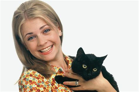 Netflix To Reboot Sabrina The Teenage Witch The Independent The