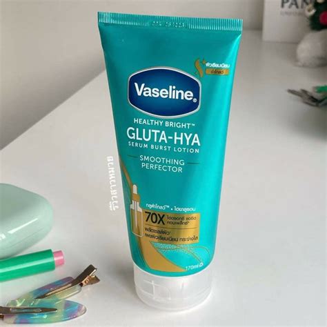 Vaseline Gluta Hya Smoothing Perfector Serum Cosmetic Product
