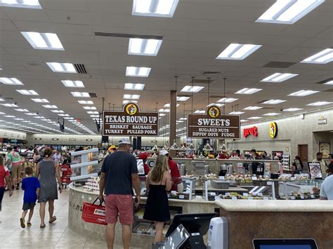 Whats The Big Deal About Buc Ees