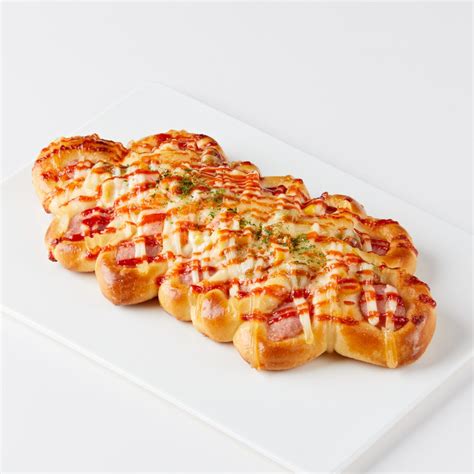 추억의 소시지빵 파리바게뜨