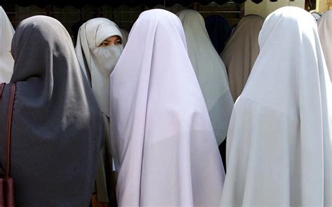 Obedient Wives Club Investigated For Prophet Mohammed Sex Role Model