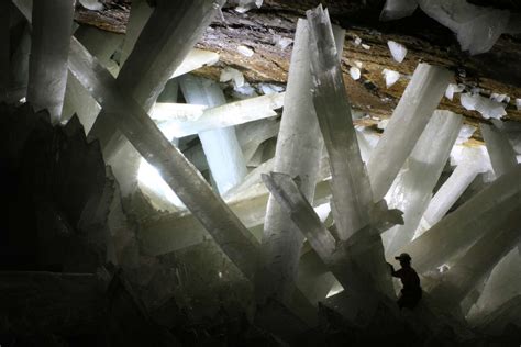Discover Mexicos Giant Crystal Cave