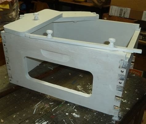 Musing S Of A Gardener My First Flow Hive