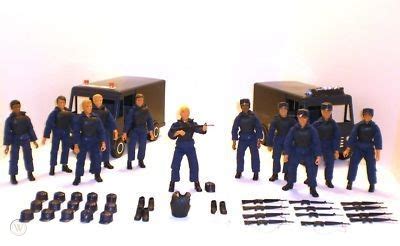 Very Rare Mego Ljn Swat Action Figures And War Wagons With
