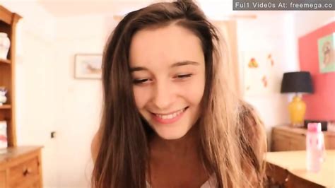 Florescent Asmr Girlfriend Workout And Banana Full Videos At Freemega