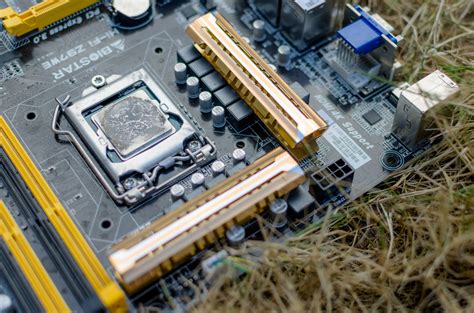 How To Install An Intel Or Amd Cpu In Your Computer Pcworld