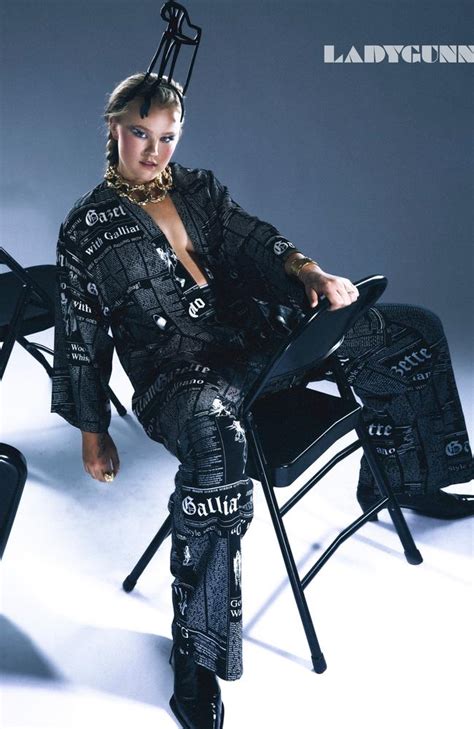 Jojo Siwa Poses In Jockstrap For Racy New Photo Shoot Au