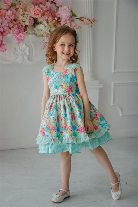 Мятное платье в цветок La Amapola в интернет магазине anjkids.ru