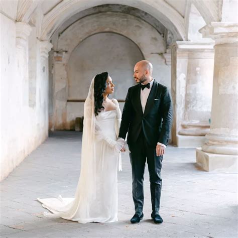 Robeyda And Manuel Wedding Cake SofÍa CobiÁn Robeyda And Manuel Wedding Cake SofÍa CobiÁn