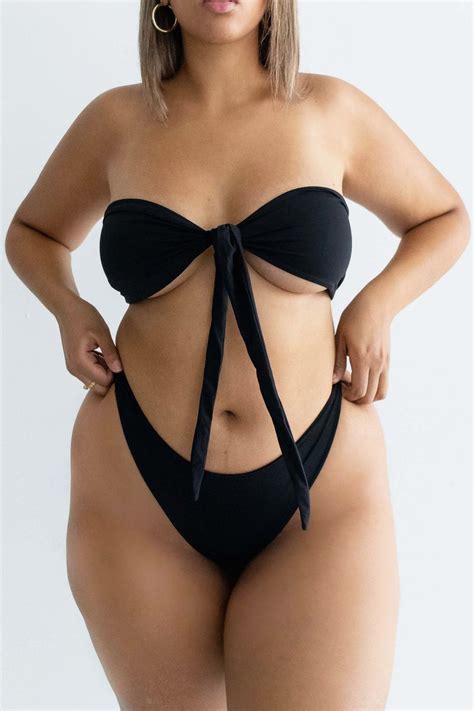 23 Best Plus Size Swimsuits 2024 — Plus Size Swimwear For Women