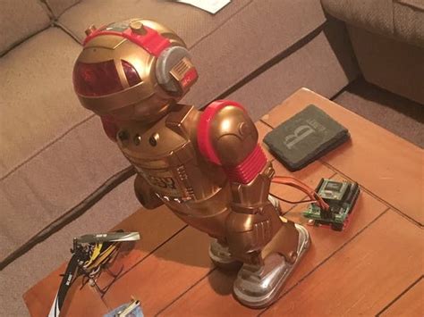 Roboshield Simplifies Arduino Voice And Motor Control