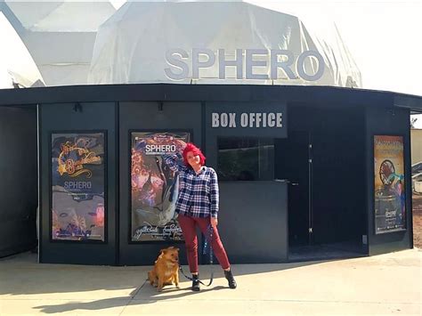 Moi • მოი დილამშვიდობის ☀️ გუშინ გოგოებმა და გიორგიმ მანქანაში ჩამსვეს მატარეს მიხვეულ