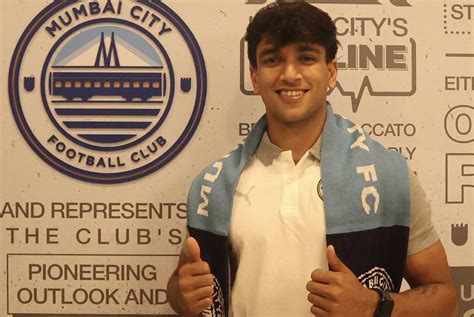 Mumbai City Welcomes Back Hardik Bhatt Football Counter