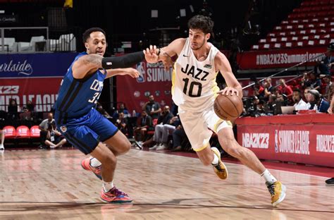 爵士还有意外之喜？戈贝尔交易的添头竞争力十足？ 知乎