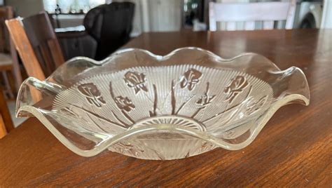 White Depression Glass Iris Vintage Jeannette Glass Iris And Herringbone