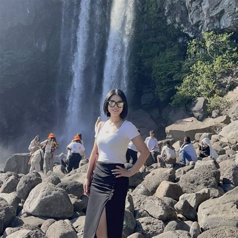 Queena Chung Yolo Queena • Threads Say More