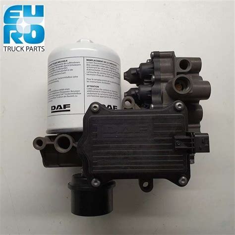 DAF DAF XF106 Airdryer Knorr 2027747 | Air filters truck parts - TrucksNL