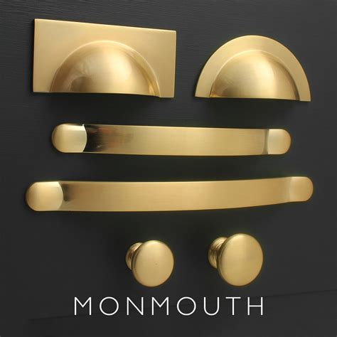 Classic Gallery Shelf Rail Aged Brass Yester Home