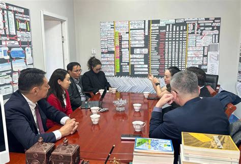 Хан Уул Эрүүл мэндийн төв ᠬᠠᠨ ᠠᠭᠤᠯᠠ ᠡᠷᠡᢉᠦᠯ ᠮᠡᠨᠳᠦ ᠶ᠋ᠢᠨ ᠲᠥᠪ Added A New Хан Уул Эрүүл мэндийн