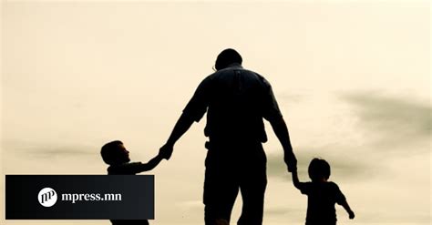 Олон хүүхэдтэй өрх толгойлсон “эцэг“ тэтгэмж авахаар боллоо